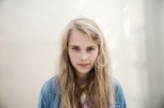 Marika Hackman: "Wolf" | Invisible Children